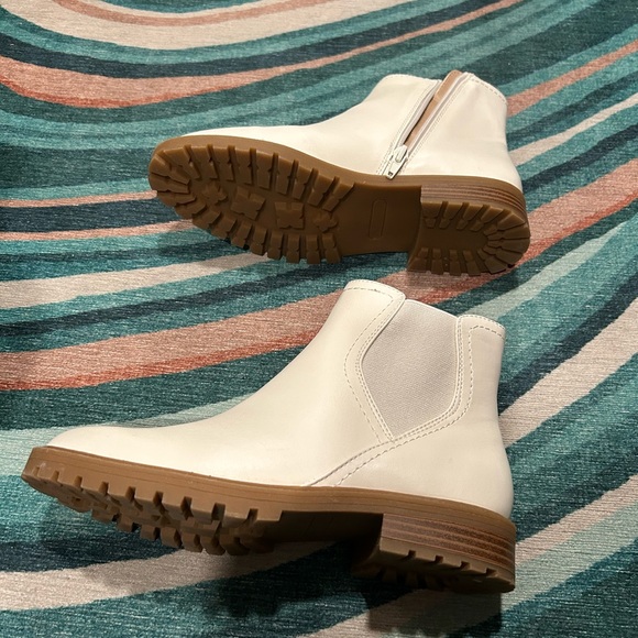Wonderly | Shoes | Wonderly Cream Ankle Boots With Tan Soles | Poshmark